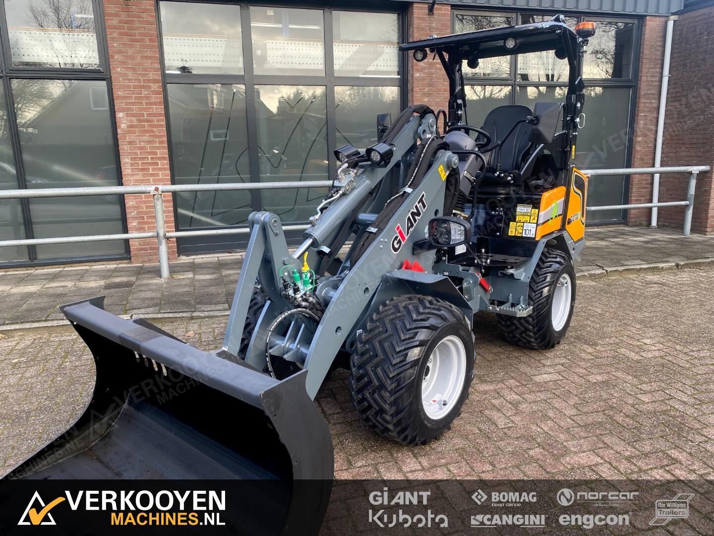 2023 Giant G2700E VK8897 | Wiellader | Mini Shovel - Verkooyen Machines BV